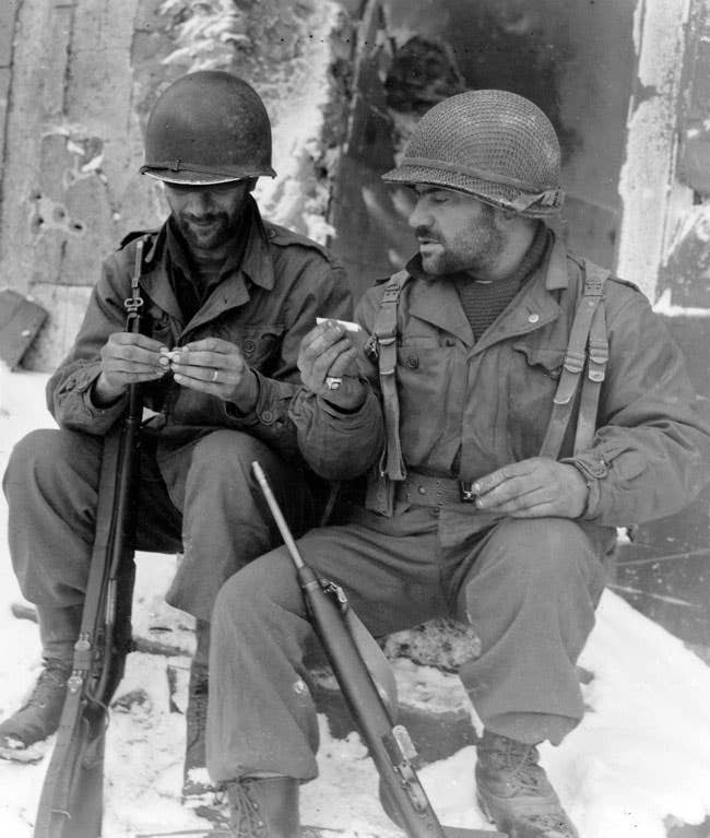 Collecting WWII-Era M1 Helmets: A Beginner's Guide - Militarytrader