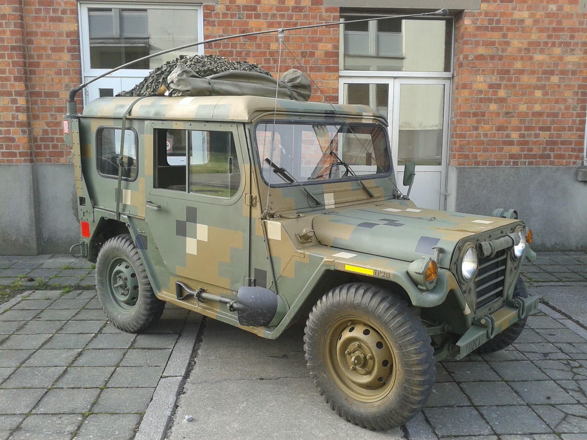 Computer-Generated, Pixelated Camo? The US Army's experimented with ...