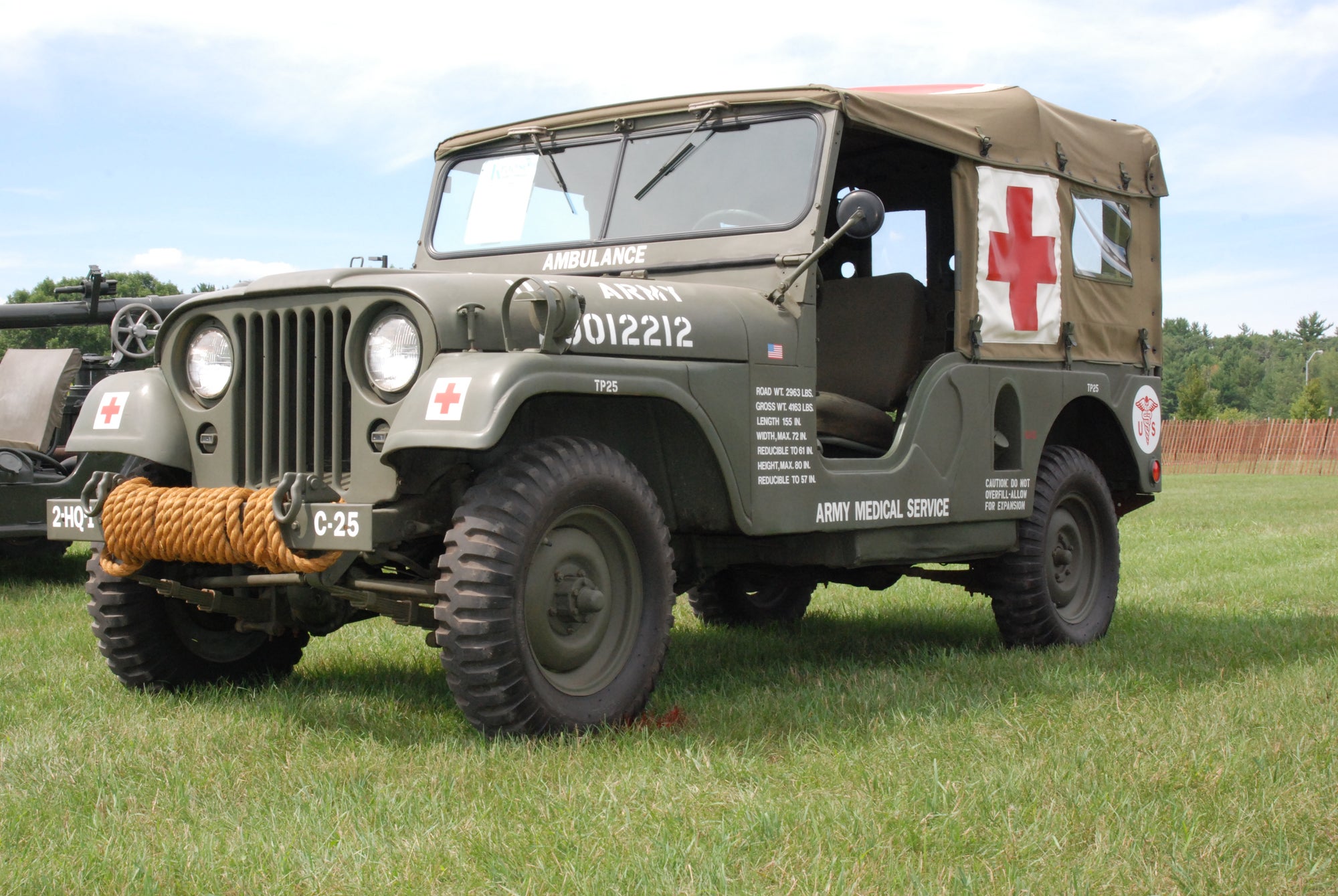 The G-758 Military M170 Frontline Ambulance - Militarytrader