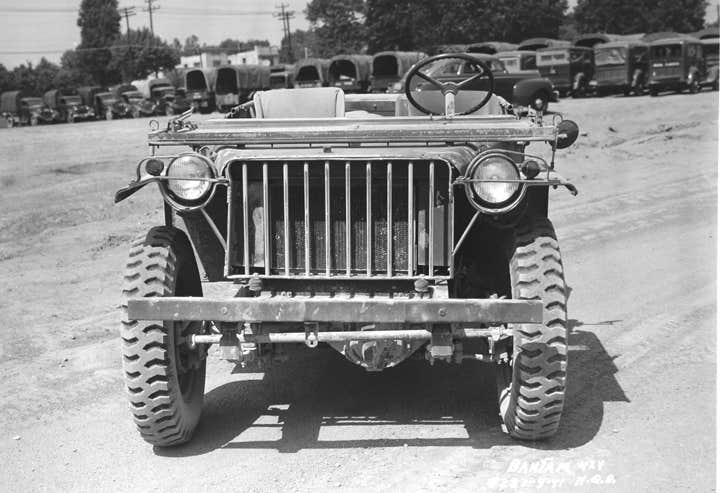 Bantam and Willys Recon Cars of WWII: A Photographic Study of Early ...