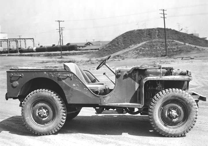 Bantam and Willys Recon Cars of WWII: A Photographic Study of Early ...