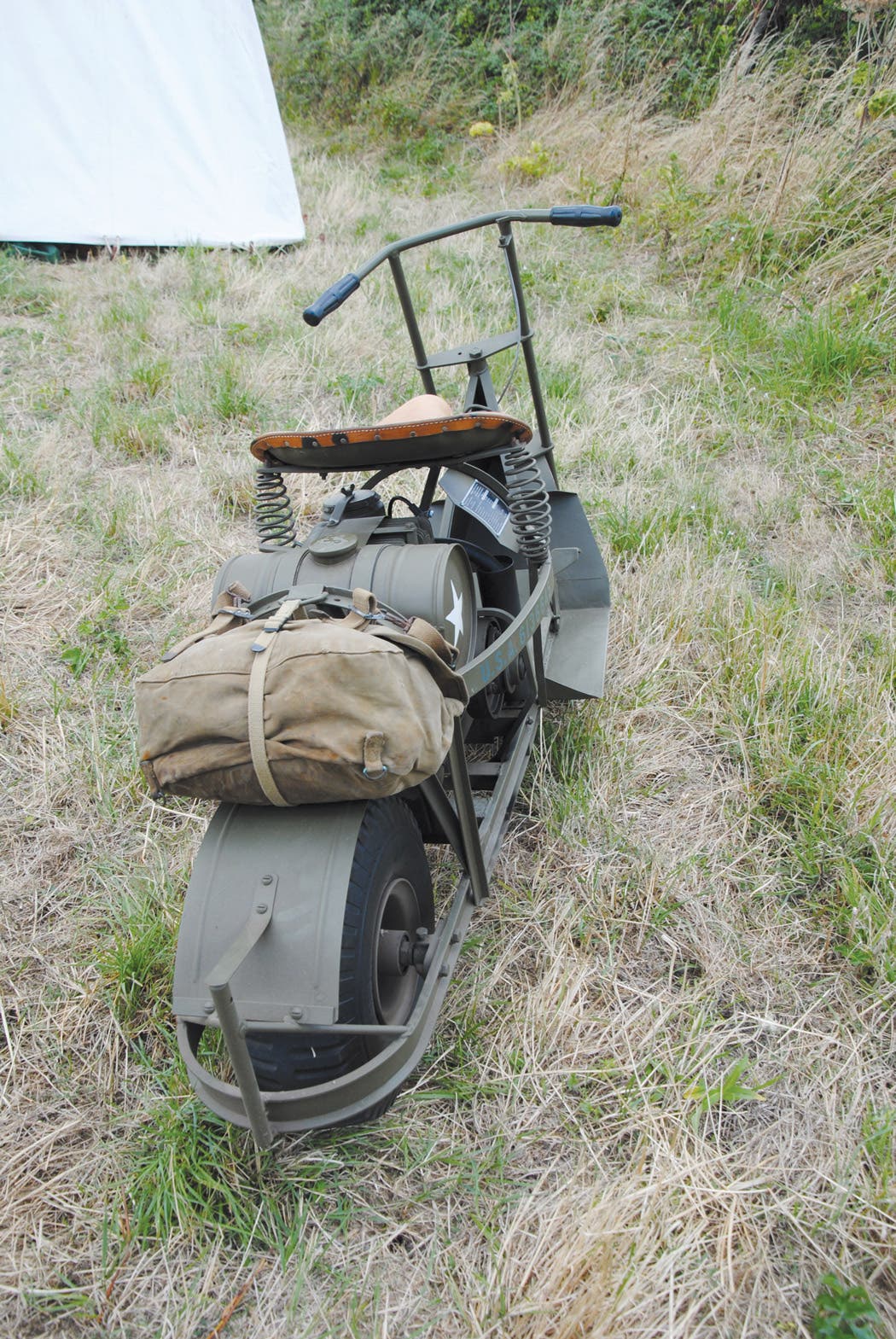 The Flying Scooter: A look at the Cushman Model 53 - Militarytrader