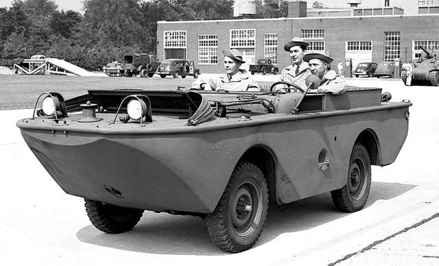 8. Amphibious Military Vehicles Archives - Militarytrader